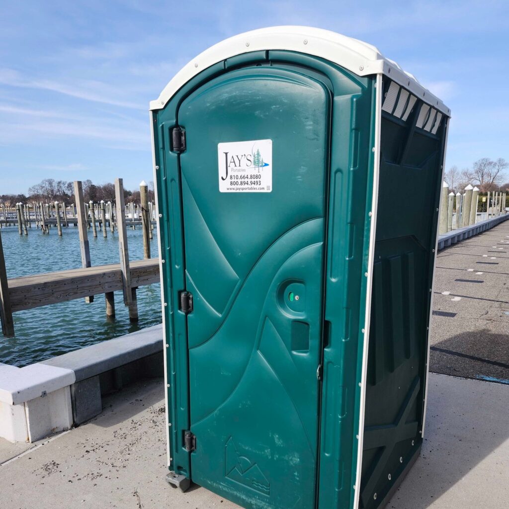 Deluxe Flush Portable Toilet Rental - Jay's Portables